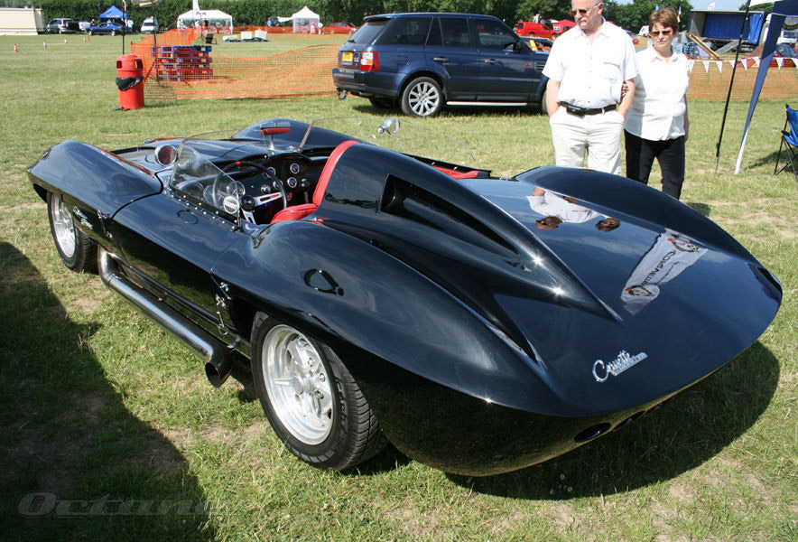[PICS] Custom Corvettes Shine at the Classic Corvette Club UK Nationals ...
