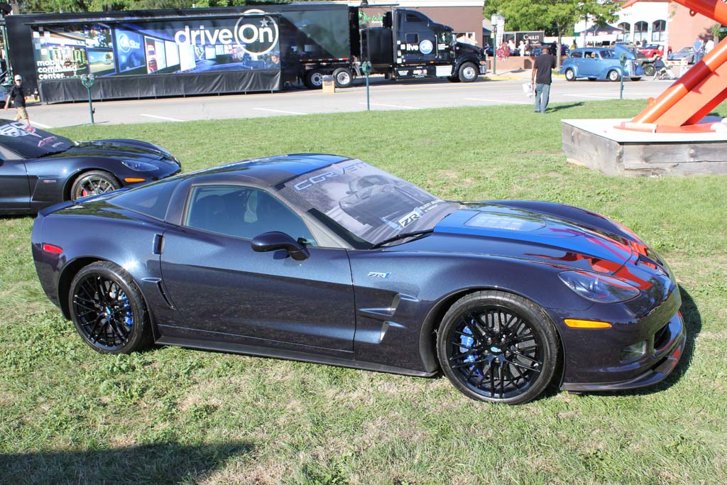 Corvette Museum to Raffle Kirk Bennion's 2013 Night Race Blue Corvette ...