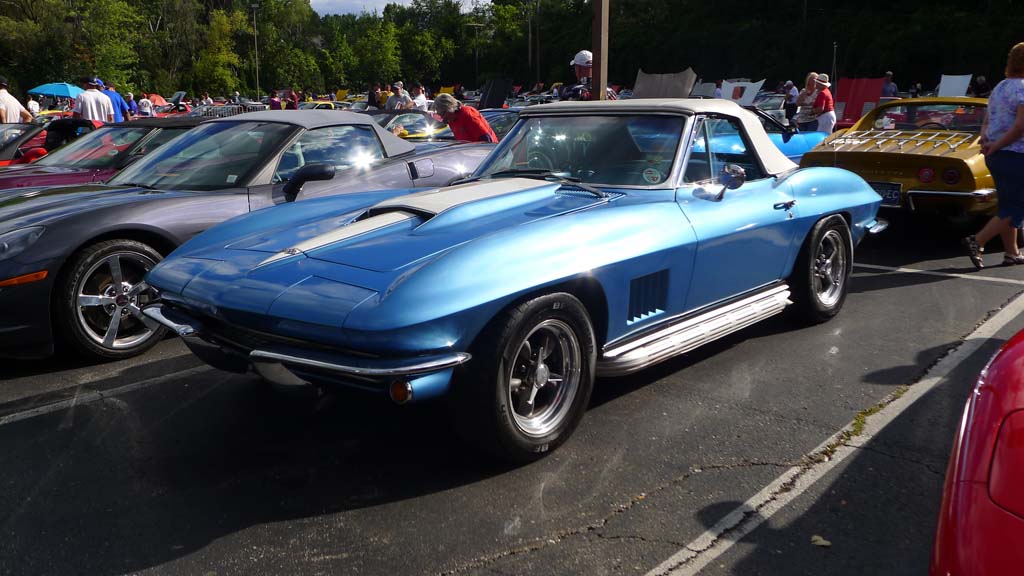 [PICS] 2013 Corvettes on Woodward Food Drive - Corvette: Sales, News ...