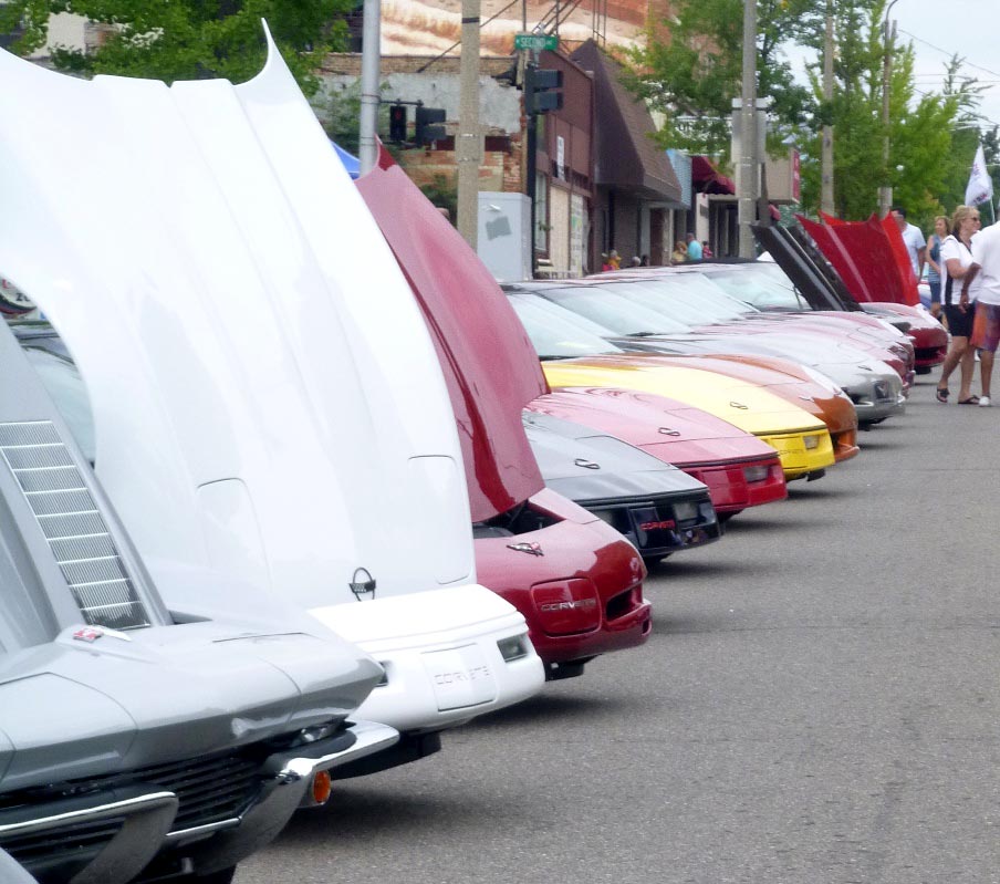 [PICS] Corvette Reunion: The Biggest and Best Yet! - Corvette: Sales ...