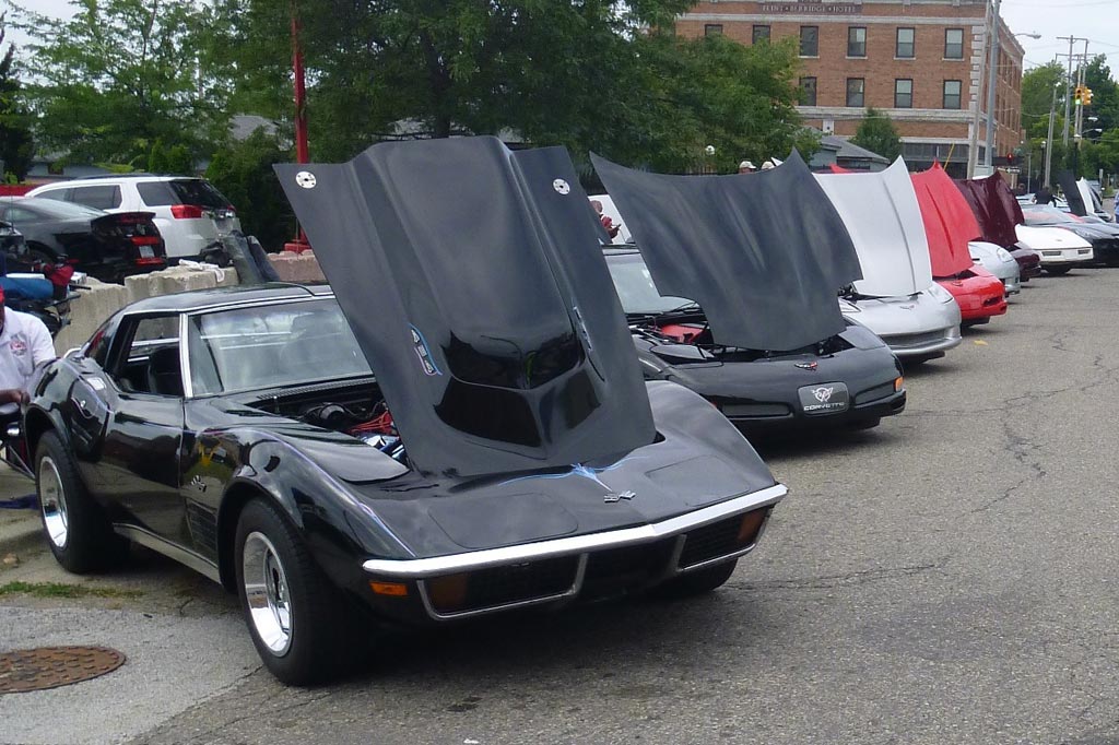 [PICS] Corvette Reunion: The Biggest and Best Yet! - Corvette: Sales ...
