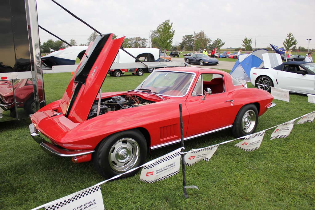 [PICS] 2014 Corvette FunFest at Mid America Motorworks - Corvette ...