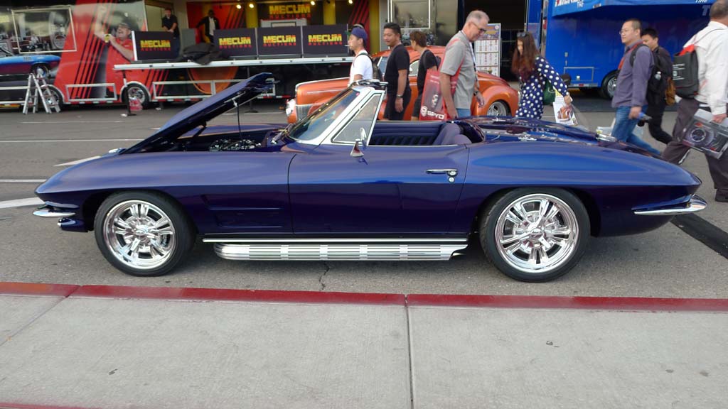[PICS] SEMA 2015 - 1963 Custom Corvette Roadster 'Raytona' - Corvette ...