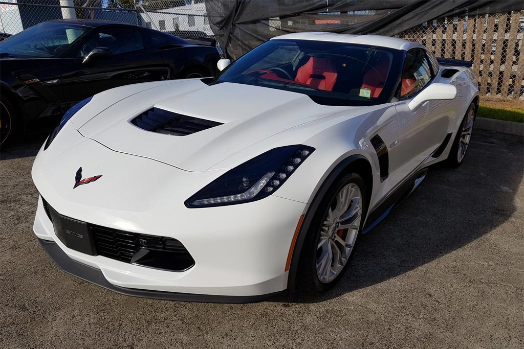 Corvette's Crossed Flags Badge Approved in Australia with Strings ...