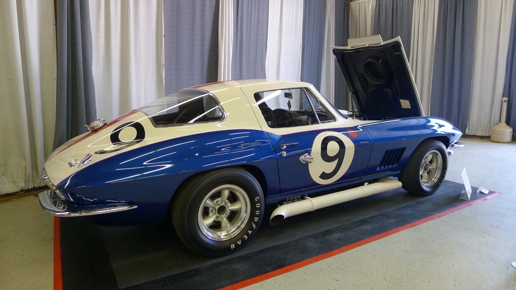 [gallery] Midyear Monday Corvettes At Carlisle Edition 54 Corvette