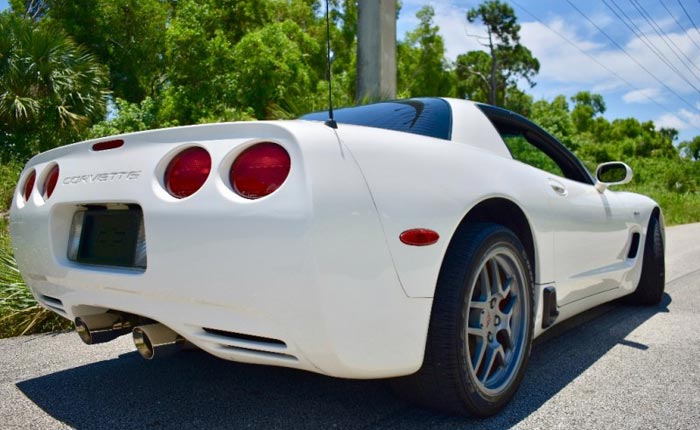 Corvettes on eBay: 2001 Corvette Z06 in RARE Speedway White - Corvette ...