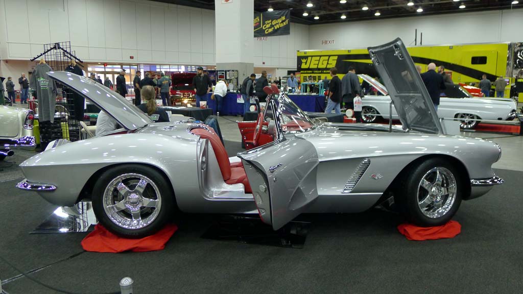 [PICS] The Corvettes of the 2018 Detroit Autorama - Corvette: Sales ...