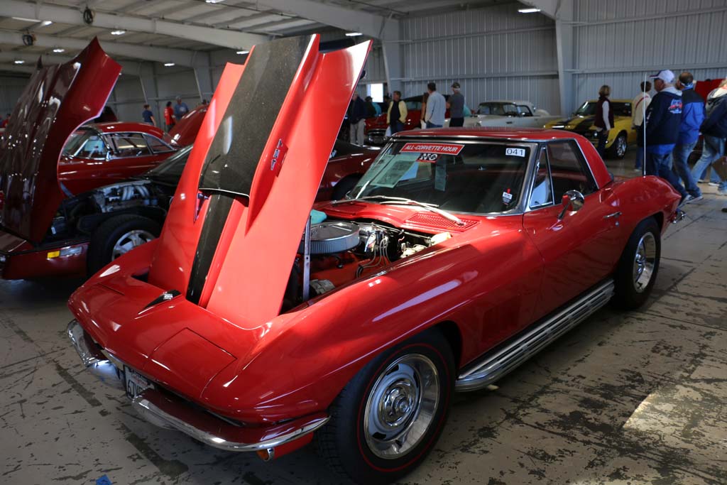 [GALLERY] Midyear Monday! NCRS Winter Regional Edition (52 Corvette ...