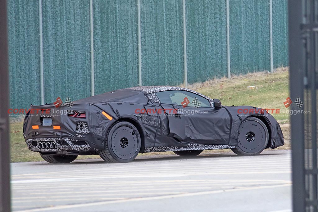 [SPIED] New Widebody C8 Corvette Prototype Captured Wearing New Camo ...