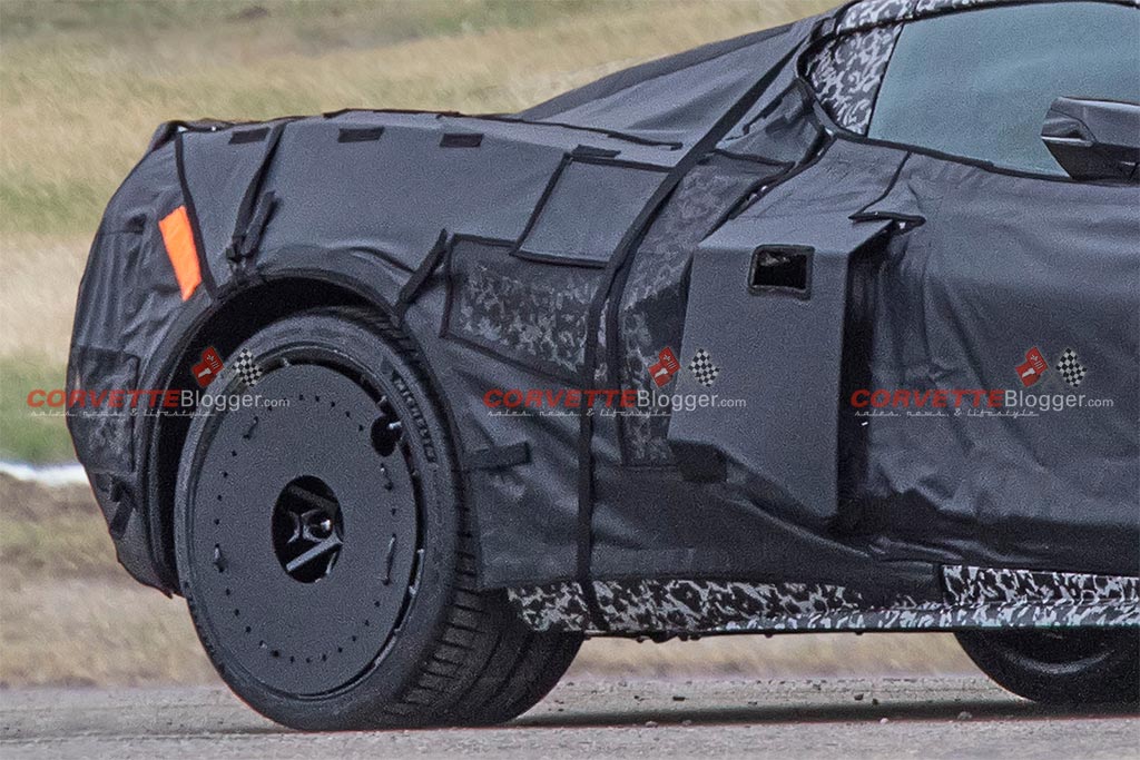 [SPIED] New Widebody C8 Corvette Prototype Captured Wearing New Camo ...