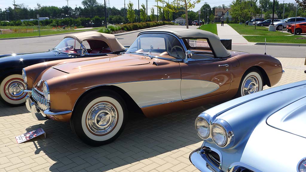 [PICS] Celebrate 70 Years of Corvettes with the 70th Anniversary ...