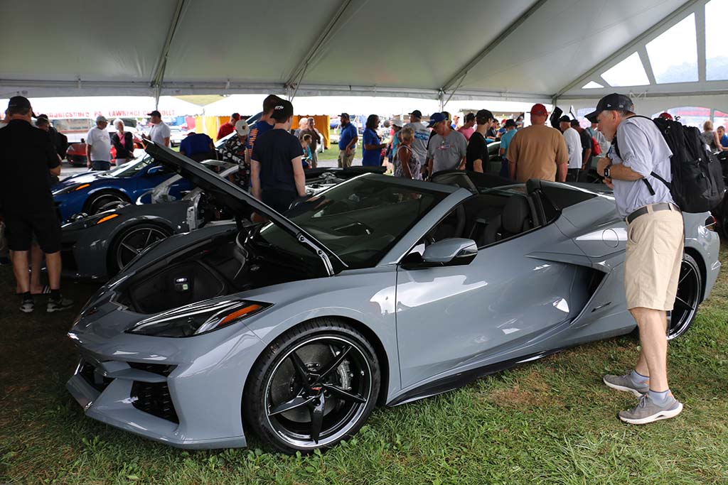 [GALLERY] Corvettes at Carlisle Still Setting Records after 41 Years ...