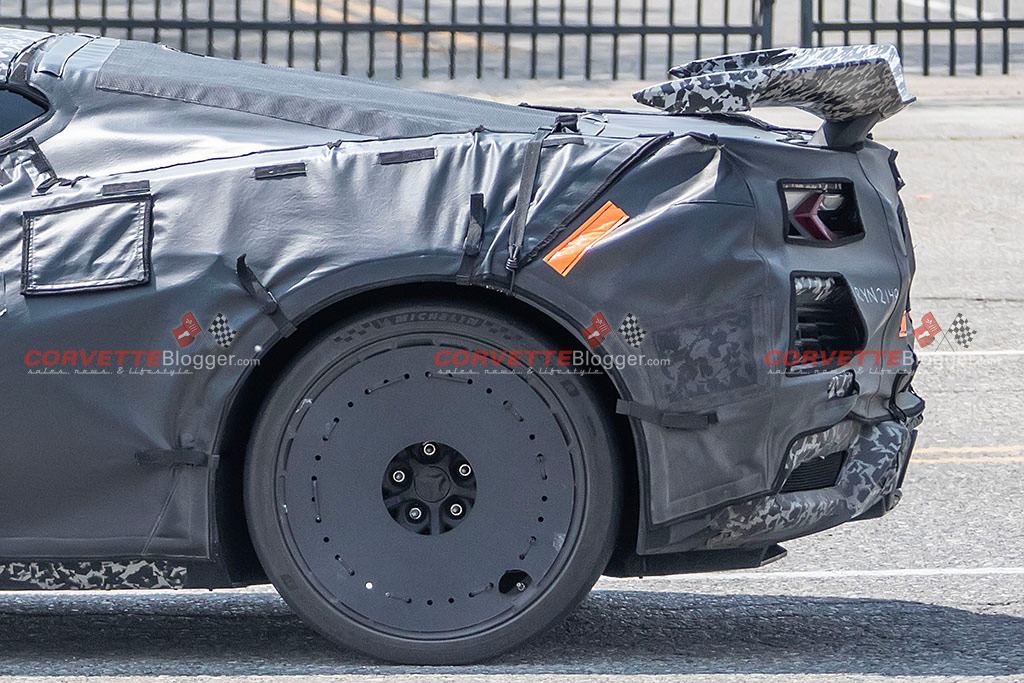 [SPIED] Two C8 Corvette Prototypes Went Out for a Drive with the ...
