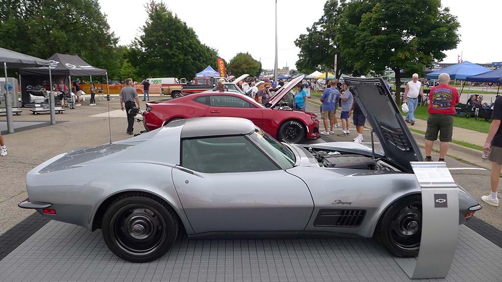 [PICS] Let's Go for a Ride at the Woodward Dream Cruise - Corvette ...