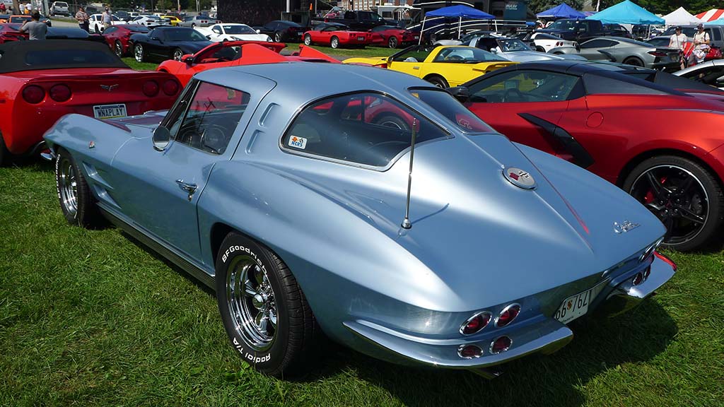 [PICS] Midyear Monday! 2024 Corvettes at Carlisle Edition - Corvette ...