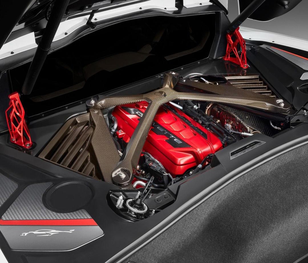 First Look at Chevy's Very Expensive New C8 Corvette Rear Hatch Strut ...