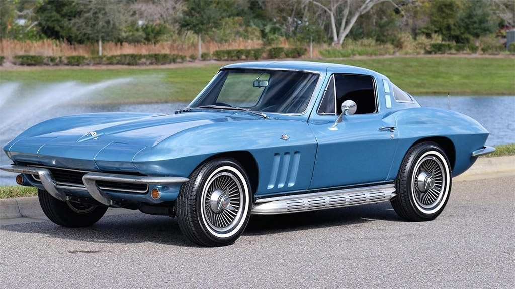 This Unique Lineup of Corvettes are Now on the Auction Block at ...