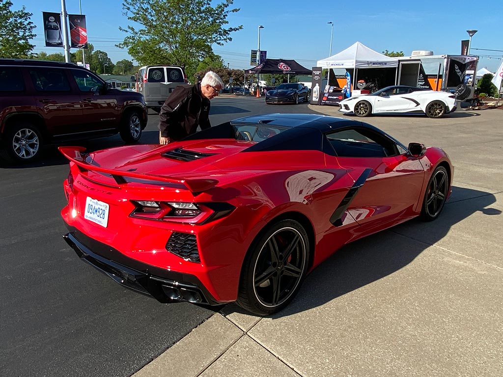 [PICS] The 2025 Corvette Stingray is Getting a New Standard Z51 Spoiler ...