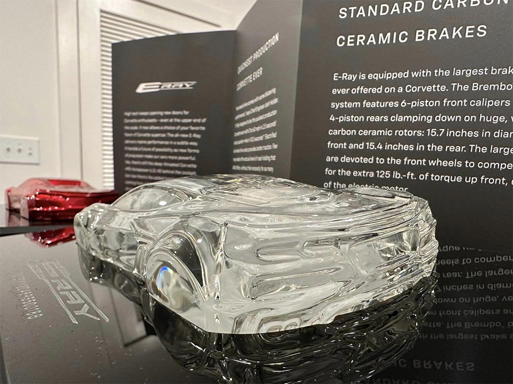 [PICS] This is the Gift You Get from GM When You Purchase an E-Ray ...