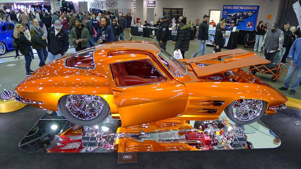[PICS] The Corvettes of the 2025 Detroit Autorama - Corvette: Sales ...