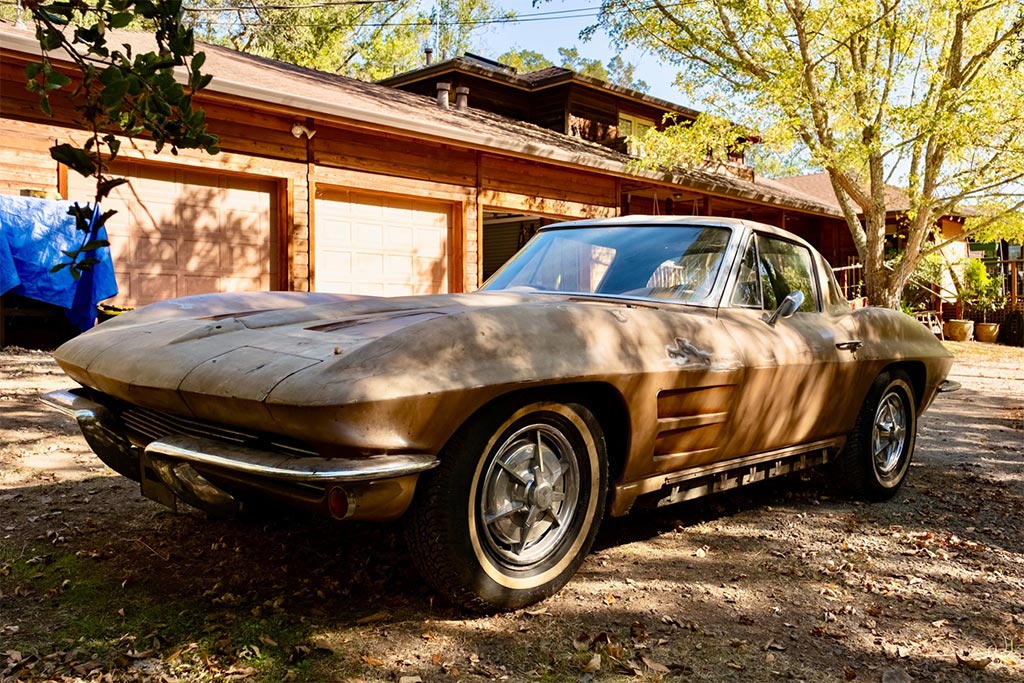 Corvettes for Sale: One Family Owned 1963 Corvette Split Window Offered ...