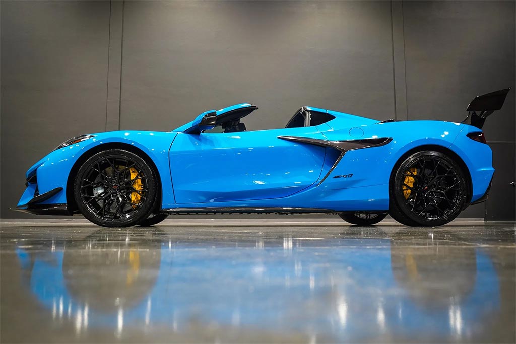 Corvettes for Sale: One of the Nine Rapid Blue C8 ZR1s that'll Ever be ...