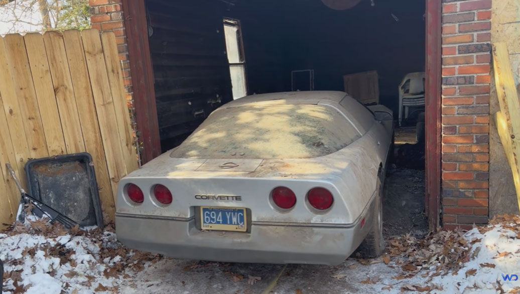 [VIDEO] C4 Corvette Stored for 30 Years Is Pulled from its Garage and ...