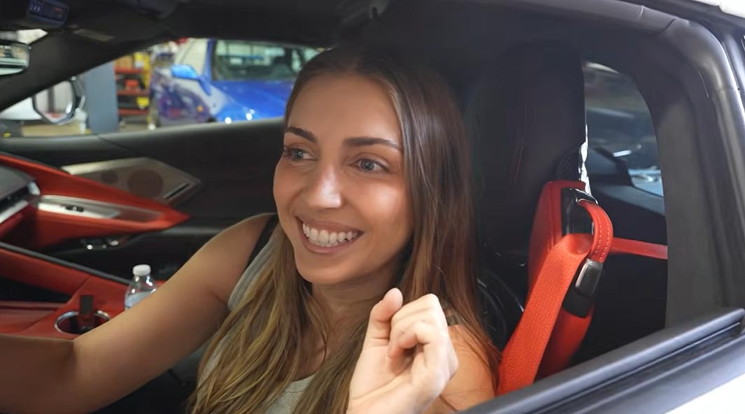 [VIDEO] Emelia Preps Her 2026 Corvette ZR1 for the Pike Peak ...