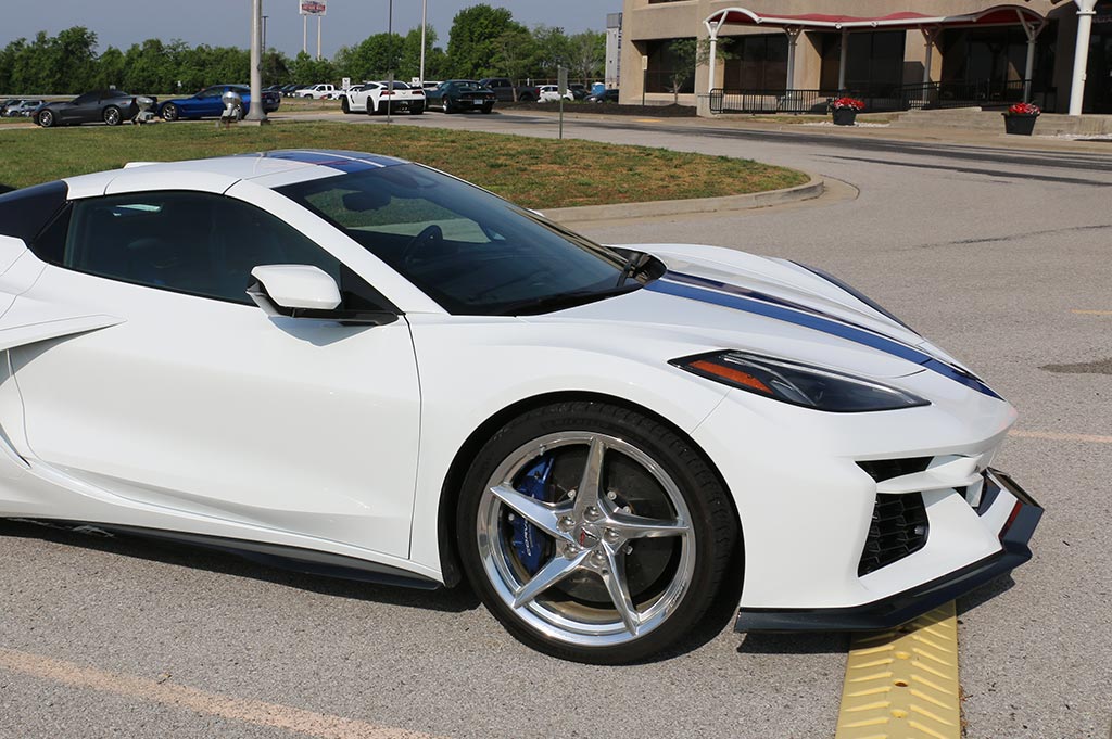 2027 Corvette Z06 Buyers Can Add the 5-Spoke E-Ray Wheels to Factory ...