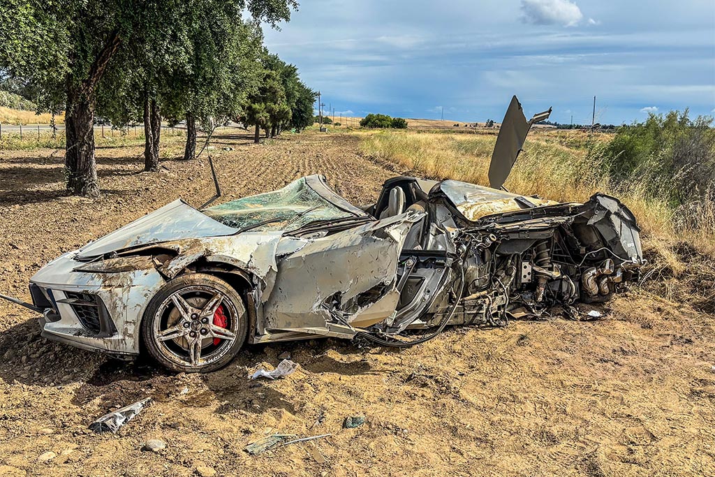 [ACCIDENT] C8 Corvette Stingray Crashes After Driver Loses Control at ...