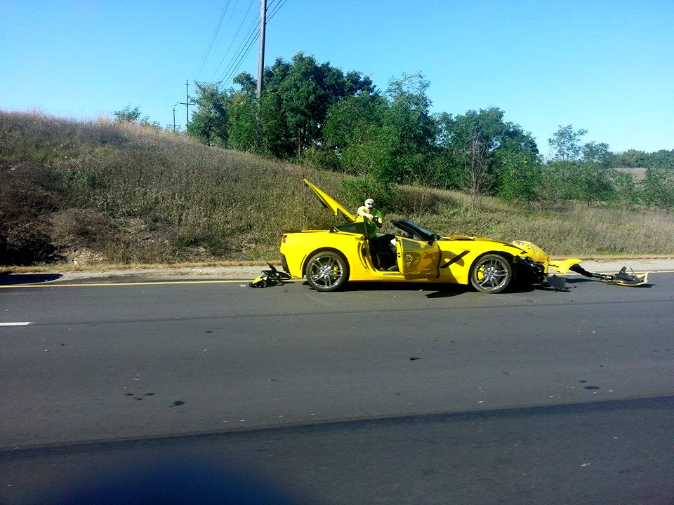 [ACCIDENT] Is This the First Customer-Owned 2014 Corvette Stingray ...