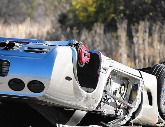 [ACCIDENT] C5 Corvette Rolls Over in Illinois Crash - Corvette: Sales ...