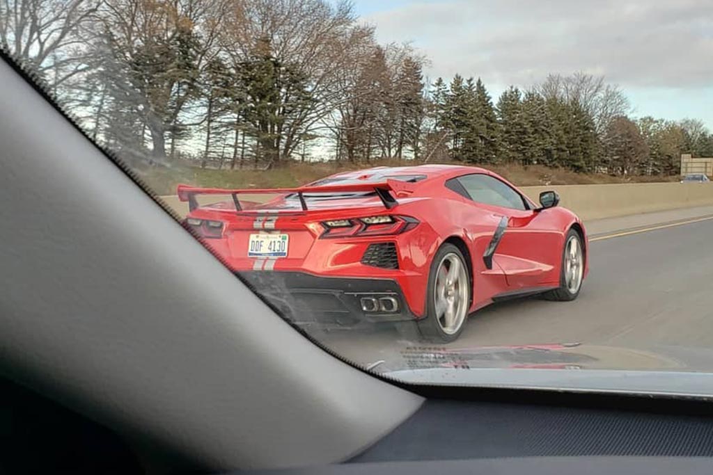 [SPIED] High Winged 2020 Corvette Stingray With Silver Stripes ...