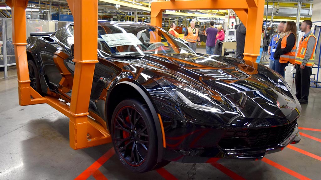 Chevrolet Completes C7 Corvette Production As Final 2019 Models Roll ...