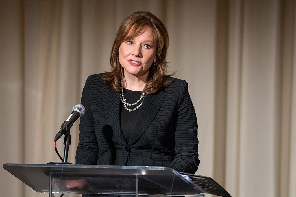 GM Sets Goal to Sell Only Electric Vehicles by 2035 - Corvette: Sales ...