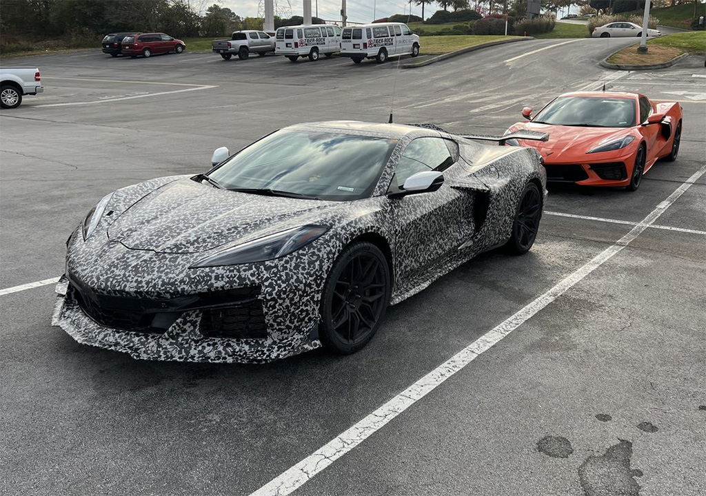 [SPIED] C8 Corvette Z06 Mule with Z07 Package Spotted Near the Tail of ...