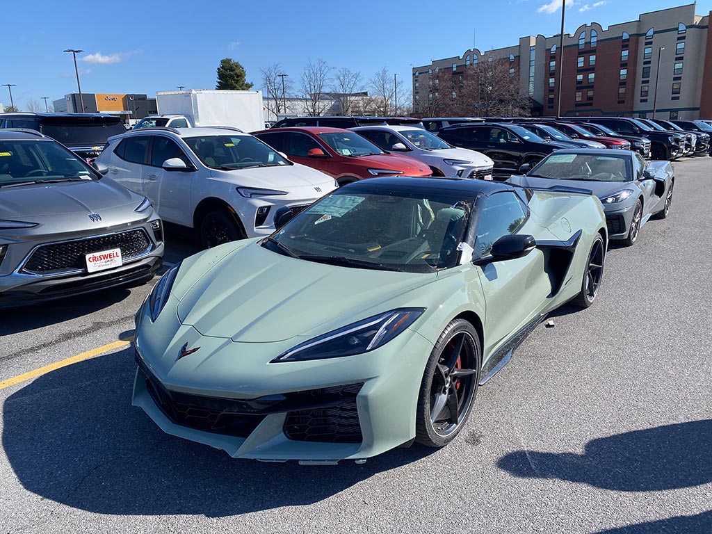 [PICS] Mike Furman Shares Photos of His First 2024 E-Ray to Arrive at ...