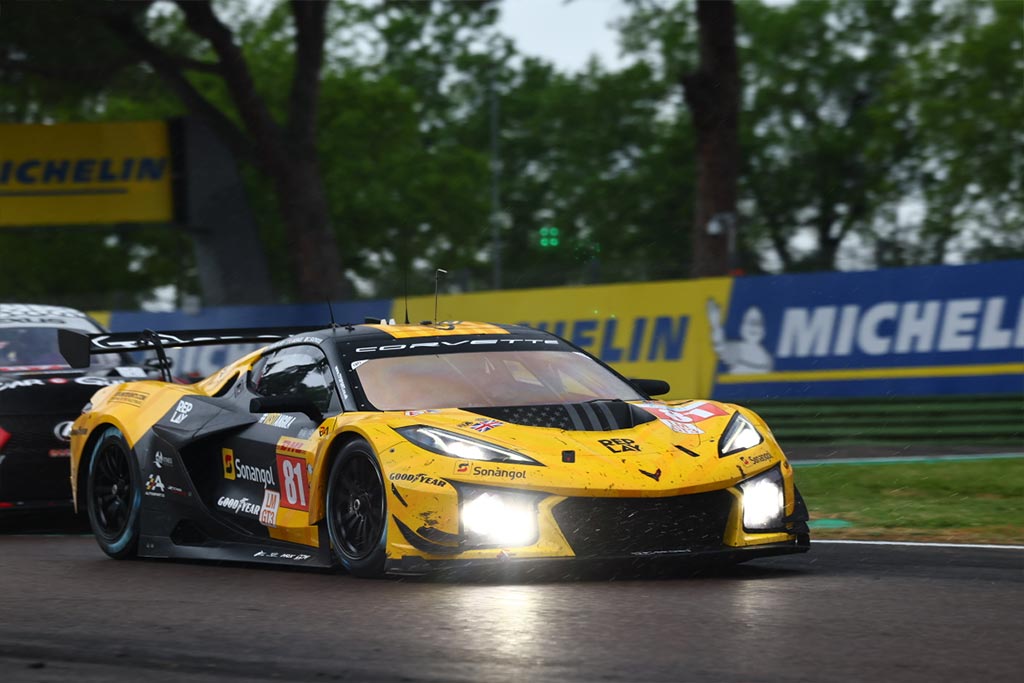 Corvette Racing at Imola: Points for Both TF Sport Corvettes - Corvette ...