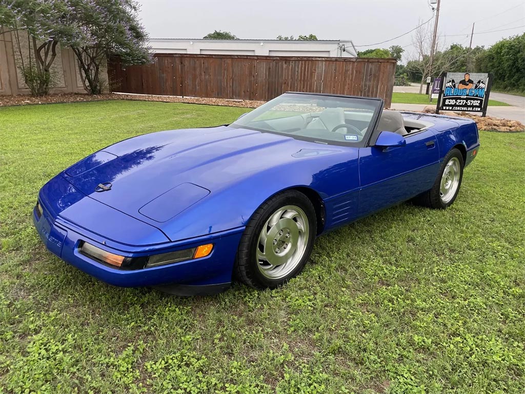 Corvettes for Sale: Highly Optioned 1994 Corvette Convertible in ...