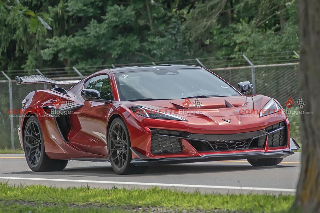 [spied] 2025 Corvette Zr1s In Two Different Colors Spotted Driving In Detroit Corvette Sales
