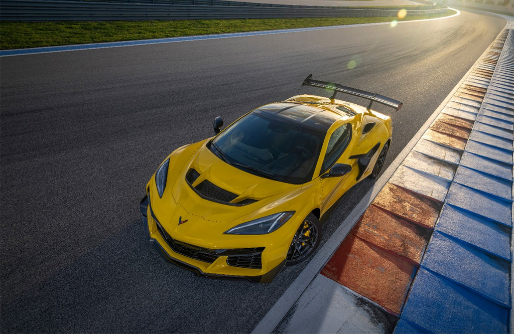 Chevrolet Prices the 2025 Corvette ZR1 Starting at $174,995 - Corvette ...
